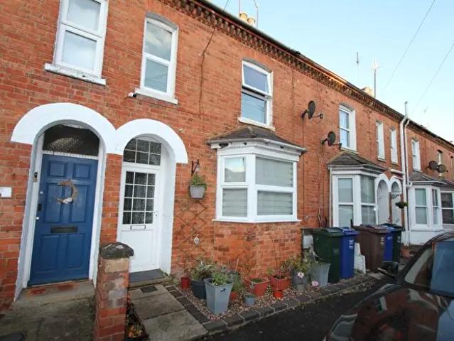 2 Bedroom House To Rent In Newland Place, Banbury, Oxon, OX16
