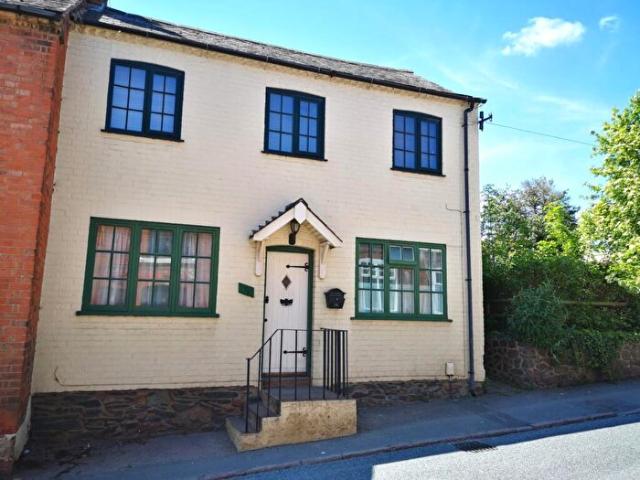 2 Bedroom House To Rent In North Street, Rothley, LE7