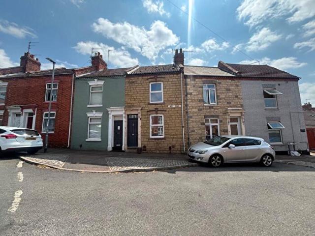 2 Bedroom House To Rent In, Northampton, NN2