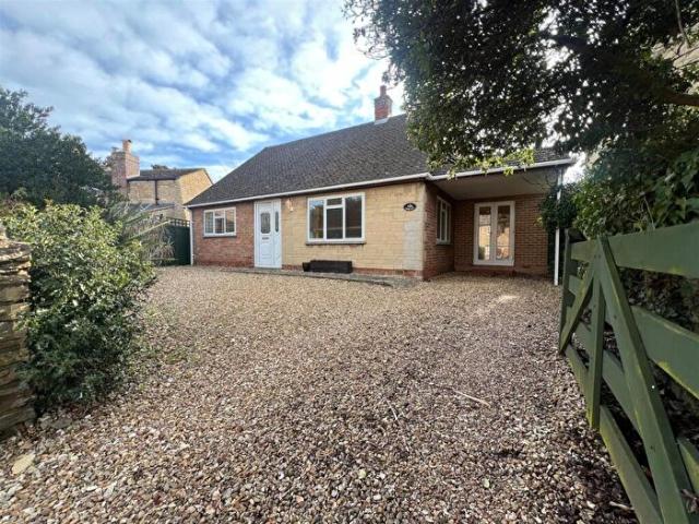 2 Bedroom House To Rent In Oxford Road, Bletchingdon, Kidlington, OX5