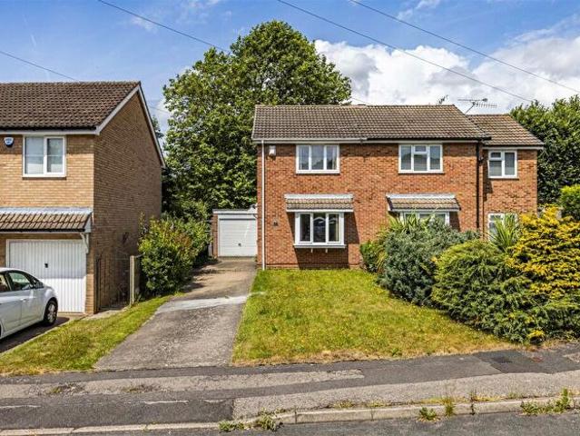 2 Bedroom House To Rent In Pentland Drive, Arnold, Nottingham, NG5
