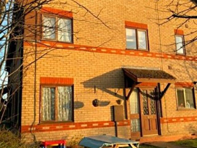 2 Bedroom House To Rent In Ramsthorn Grove, Walnut Tree, MK7