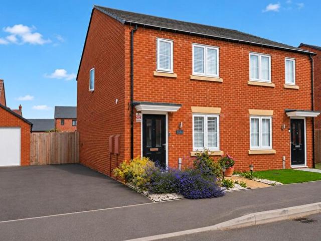 2 Bedroom House To Rent In Reed Place, Harpole, NN7