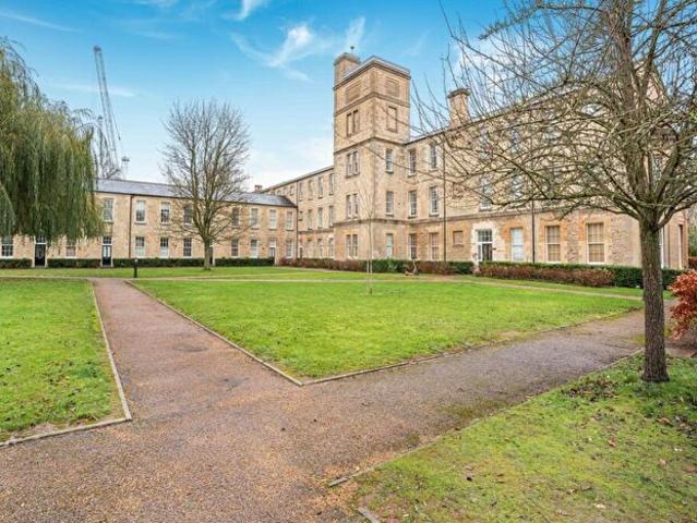 2 Bedroom House To Rent In St Georges Manor, Mandelbrote Drive, Littlemore, OX4