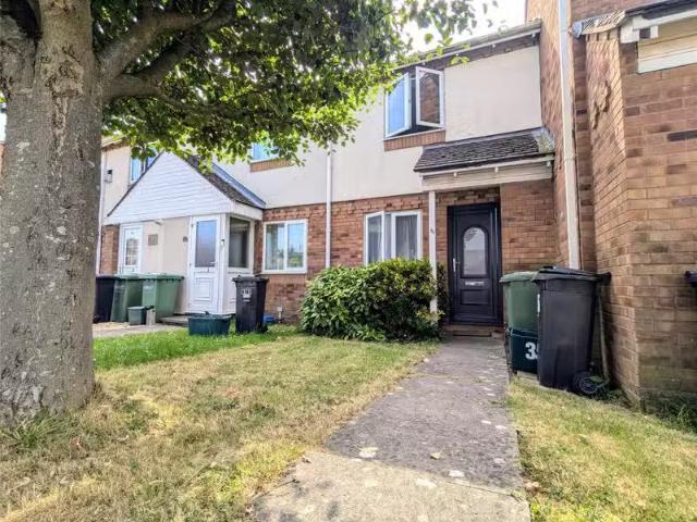 2+ bedroom house to rent in Stanley Mead, Bradley Stoke, Brist.