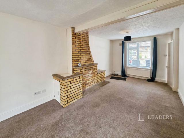 2 bedroom house to rent Kings Road, Oakham, LE15