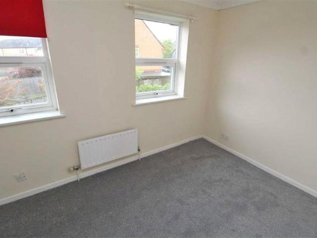2 bedroom house to rent Lastingham Grove, Emerson Valley, Milton Keynes, Buckinghamshire, MK4