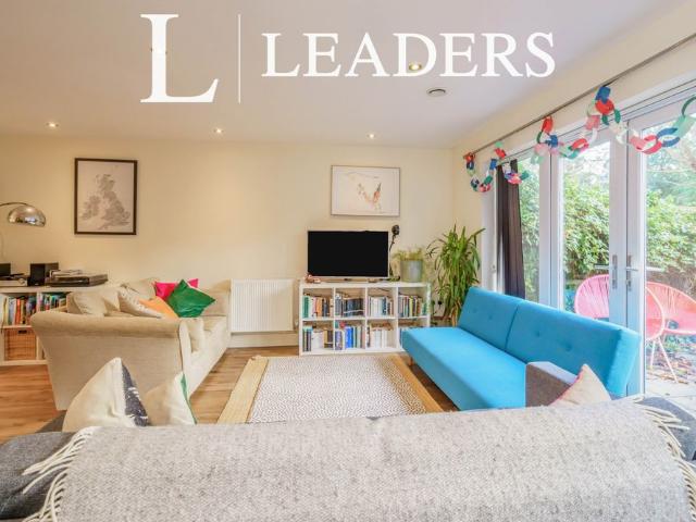 2 bedroom house to rent Lloyd Road, Chichester, PO19
