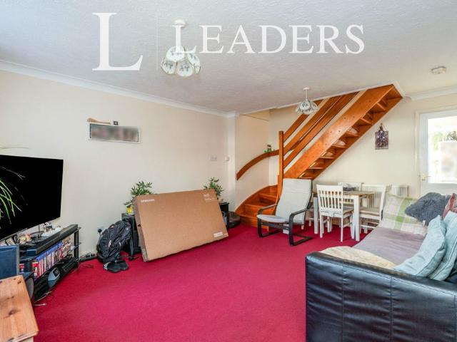 2 bedroom house to rent Lysander Way, Waterlooville, Hampshire, PO7