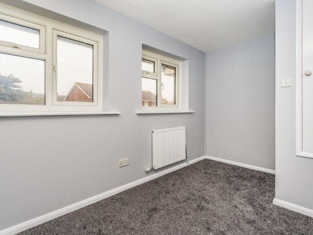 2 bedroom house to rent Marks Tey Road, Fareham, PO14