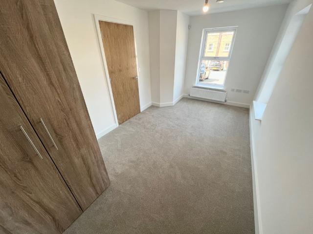 2 bedroom house to rent Middleham Lane, Leeds, LS14