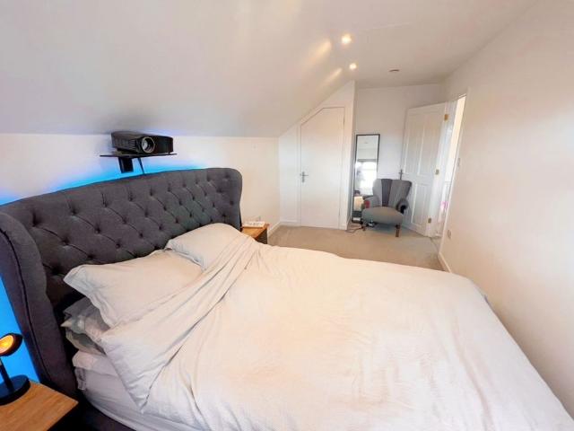2 bedroom house to rent Milton Road, Cambridge, CB4