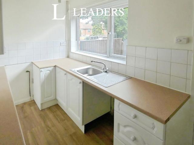 2 bedroom house to rent Reindeer Street, Mansfield, NG18