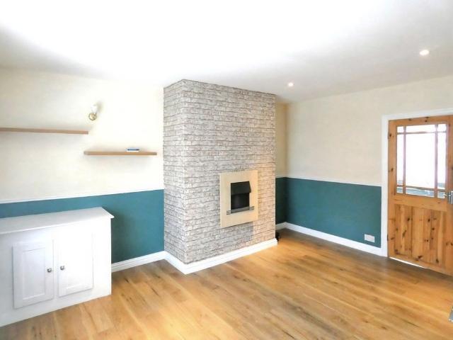 2 bedroom house to rent Richmond Street, Mansfield, Nottinghamshire, NG18