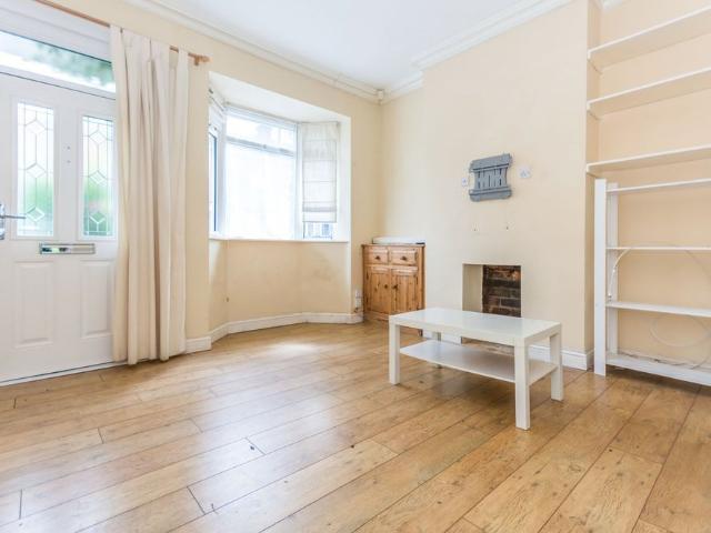 2 bedroom house to rent Rowheath Road, Kings Norton, Birmingham, West Midlands, B30