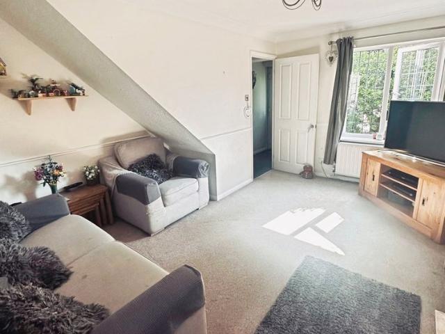 2 bedroom house to rent Satinwood Close, Middleton On Sea, PO22