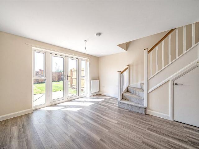 2 bedroom house to rent Southwold Drive, Hampton Beach, Peterborough, Cambridgeshire, PE7