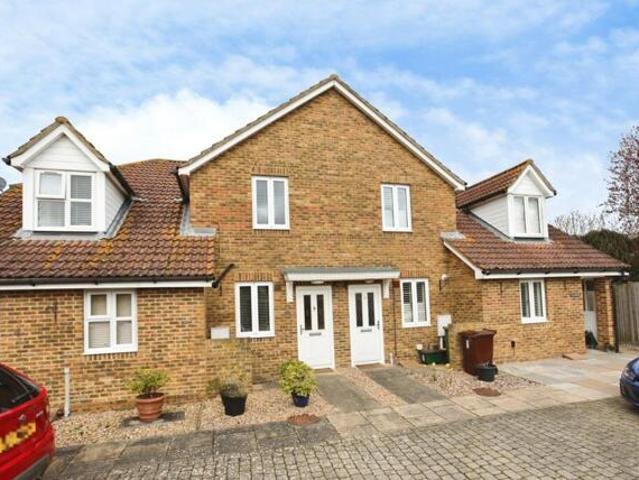 2 Bedroom House Tonbridge Kent LS100825078