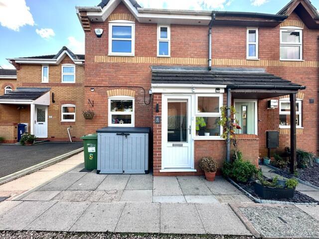 2 Bedroom House Tamworth Staffordshire 99237342
