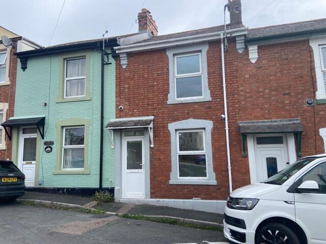 2 Bedroom House Teignmouth Devon 100426277