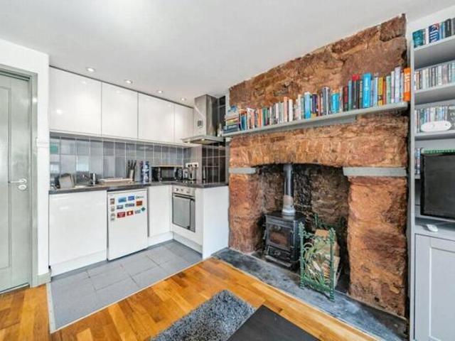 2 Bedroom House Teignmouth Devon 101060167