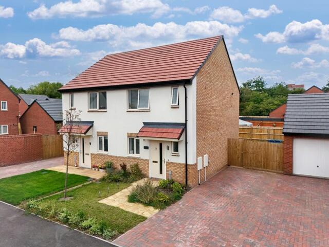 2 Bedroom House Telford Telford And Wrekin LS100023948
