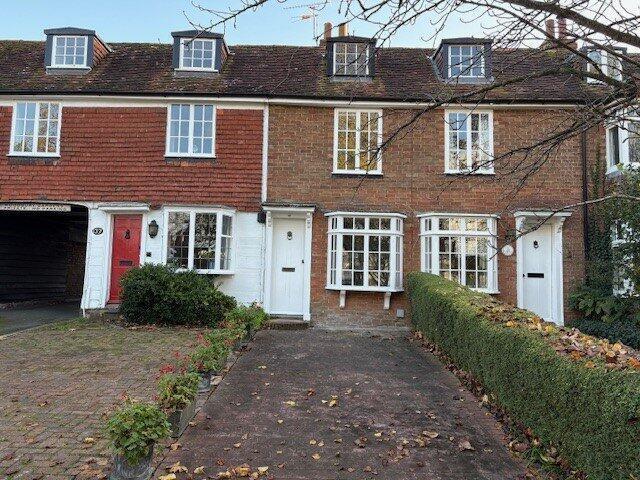2 Bedroom House Tenterden Kent 99161690