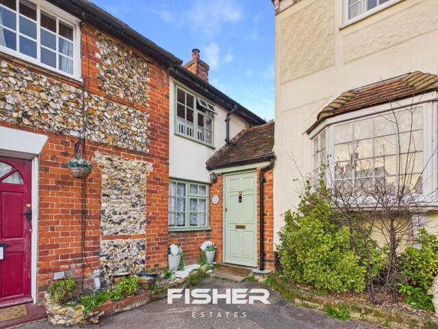 2 Bedroom House Thaxted Essex LS99986234