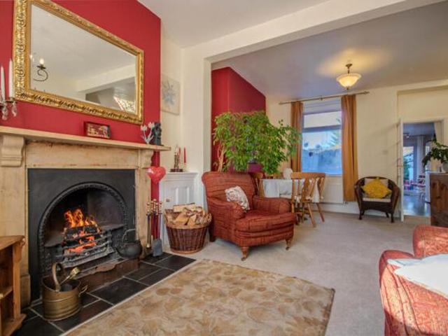 2 Bedroom House The Vale Of Glamorgan The Vale Of Glamorgan LS99029343