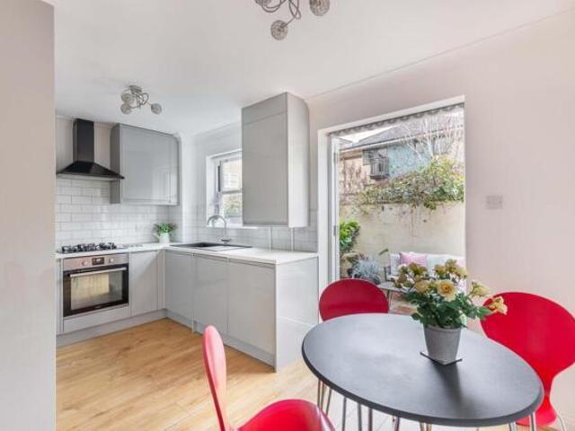 2 Bedroom House Tunbridge Wells Kent 101892127