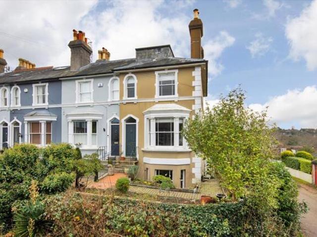 2 Bedroom House Tunbridge Wells Kent 98969018