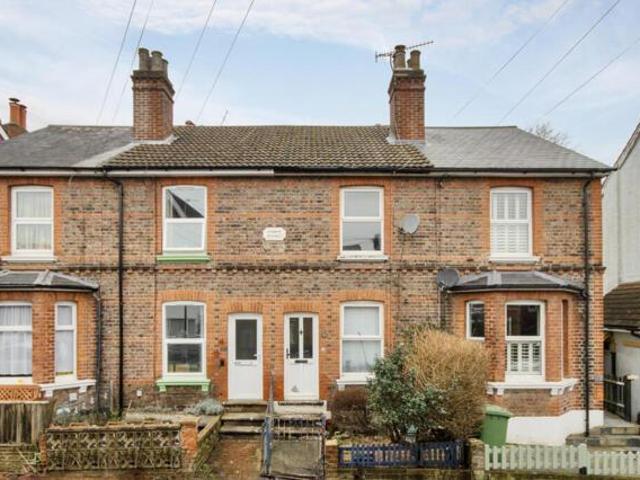 2 Bedroom House Tunbridge Wells Kent LS99344825