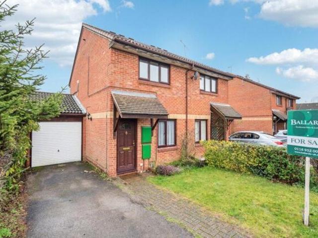 2 Bedroom House Twyford Wokingham LS99290366