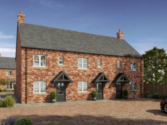 2 Bedroom House Upton Cheshire LS100787119