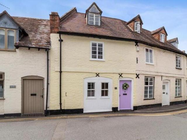 2 Bedroom House Upton Upon Severn Worcestershire 98119439
