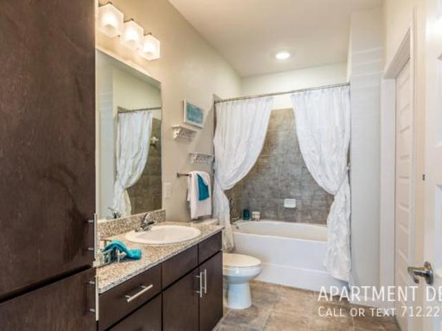 2 bedroom, Houston TX 77045 77321961