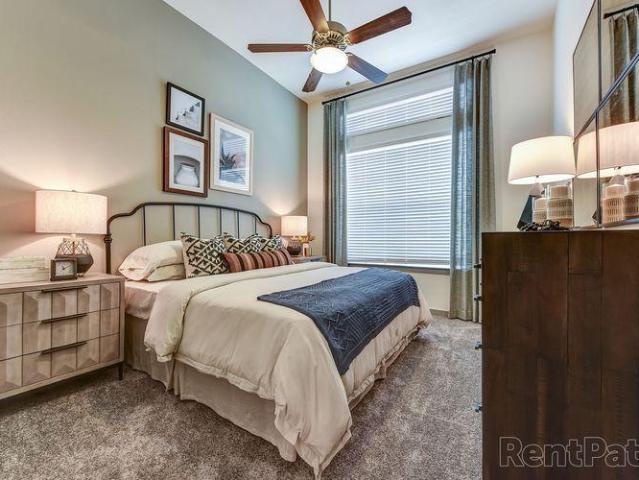 2 bedroom, Houston TX 77045 LS39686595