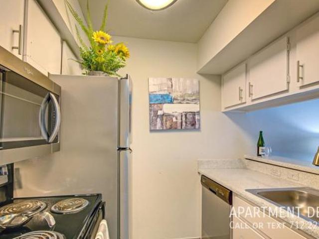 2 bedroom, Houston TX 77057 77322108