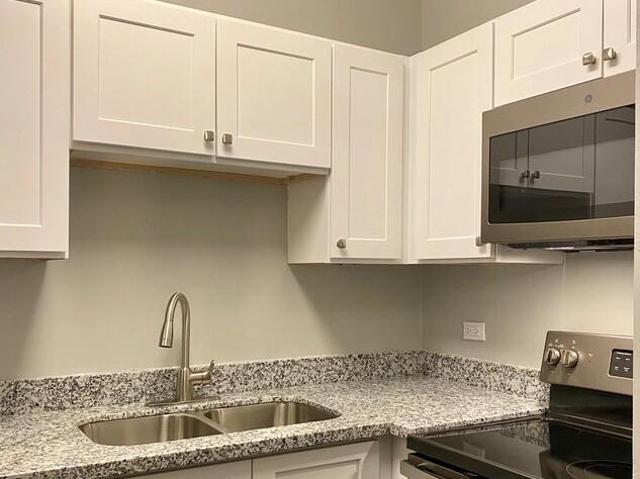 2 bedroom, Houston TX 77058 77323546