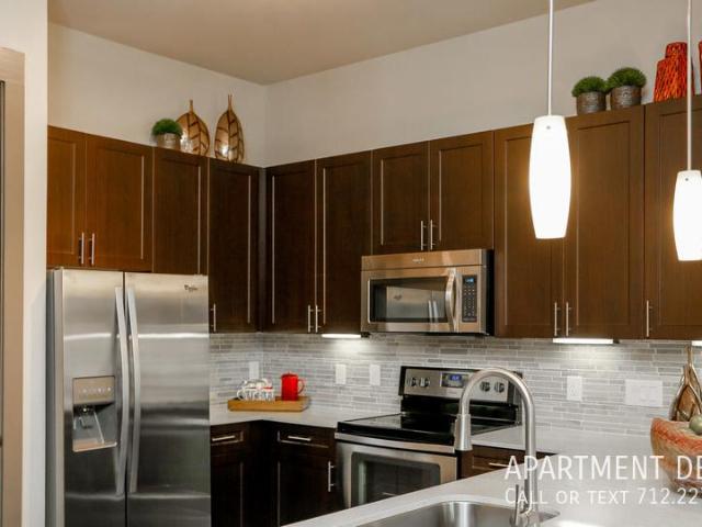 2 bedroom, Houston TX 77063 77322179