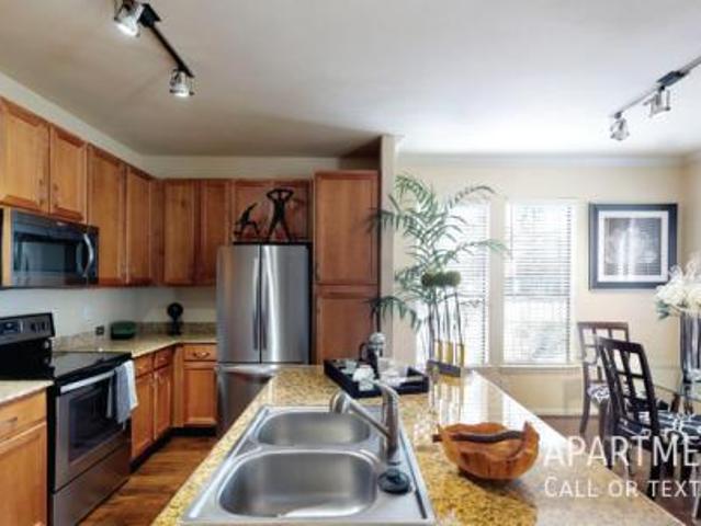2 bedroom, Houston TX 77063 77322126