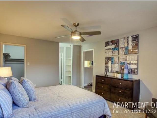 2 bedroom, Houston TX 77063 77323593