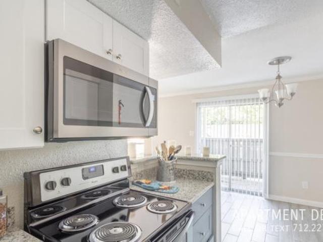 2 bedroom, Houston TX 77060 77328804