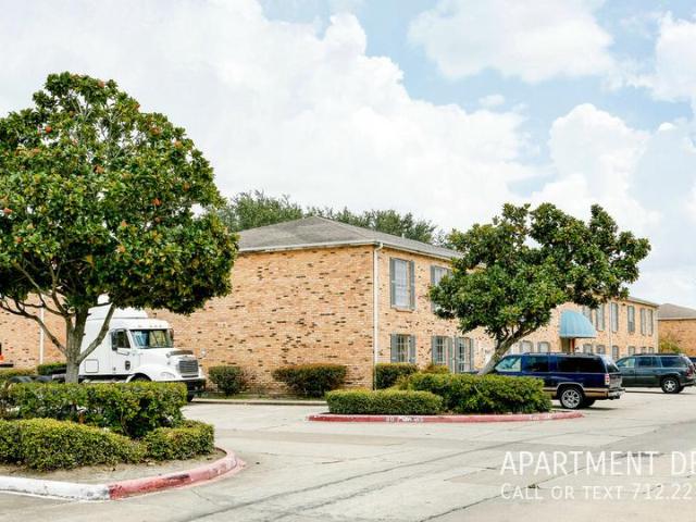 2 bedroom, Houston TX 77060 77330360