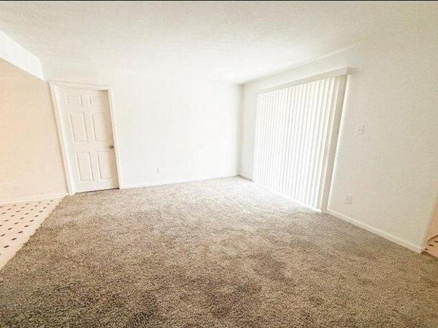 2 bedroom, Houston TX 77071 89085500
