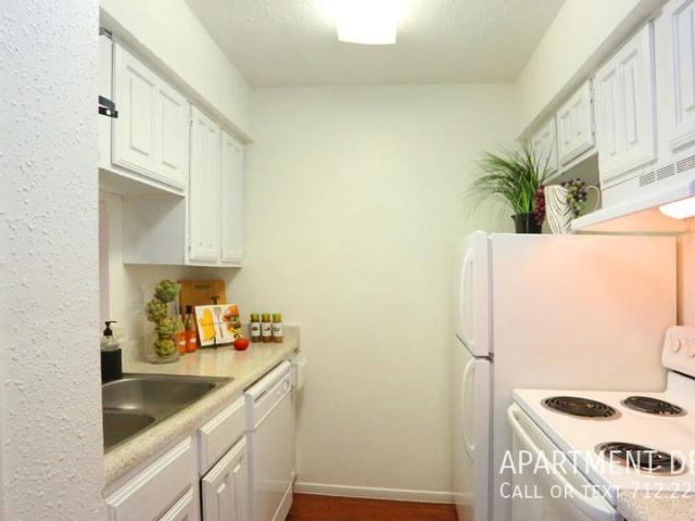 2 bedroom, Houston TX 77071 LS76315320