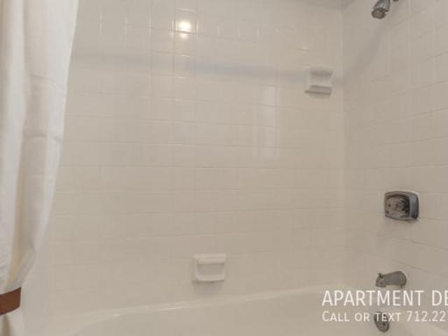 2 bedroom, Houston TX 77072 77330382