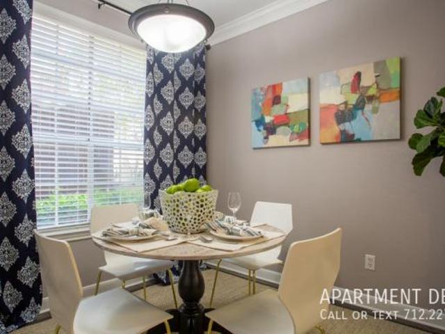 2 bedroom, Houston TX 77081 LS77322492