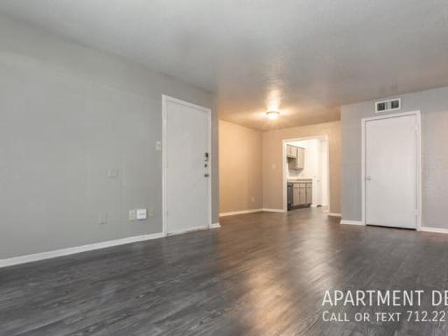 2 bedroom, Houston TX 77091 77330756