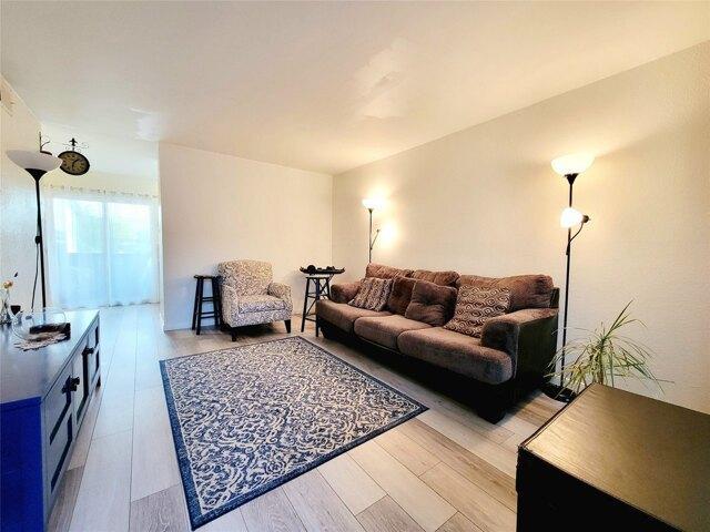 2 bedroom, Houston TX 77092 89651959